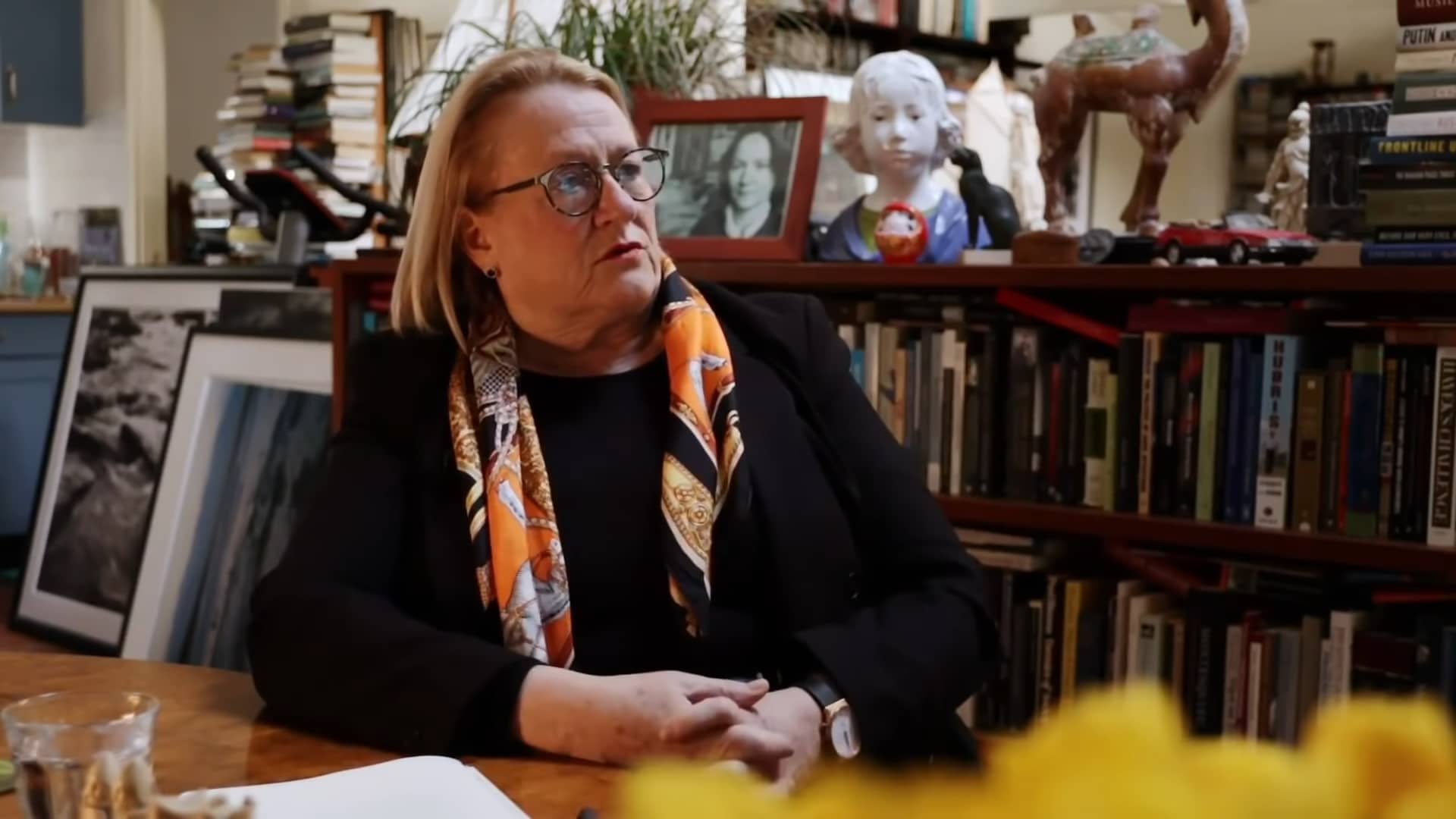 'Reset in Ukraine' Catherine A. Fitts & Van Wolferen