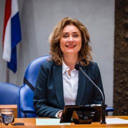 Vera Bergkamp (Firouz Alida Chaouqui)